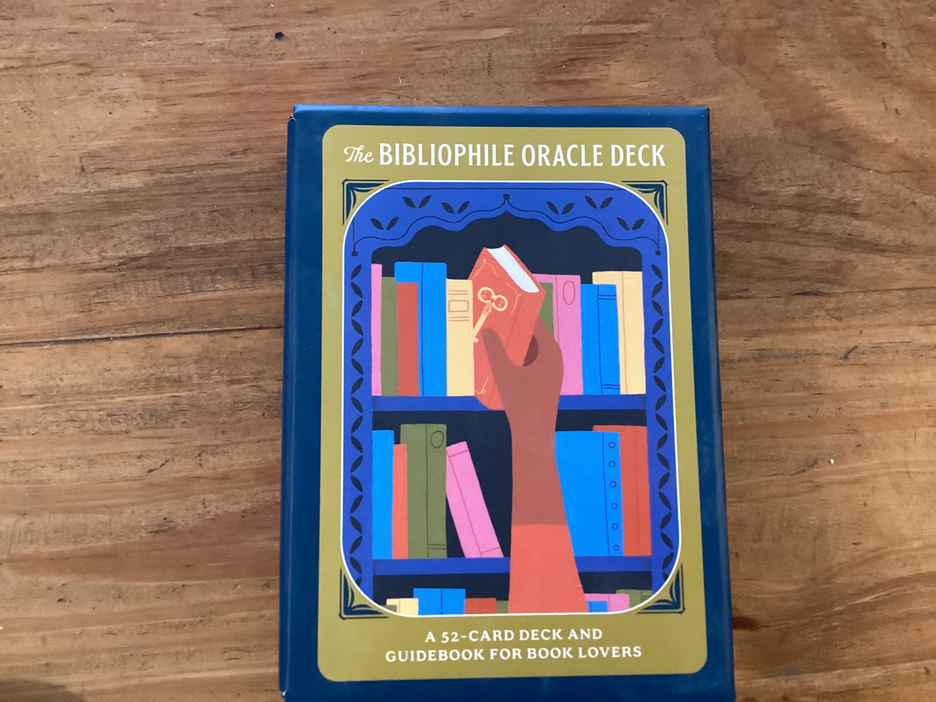 The Bibliophile Oracle Deck – Long Story Short